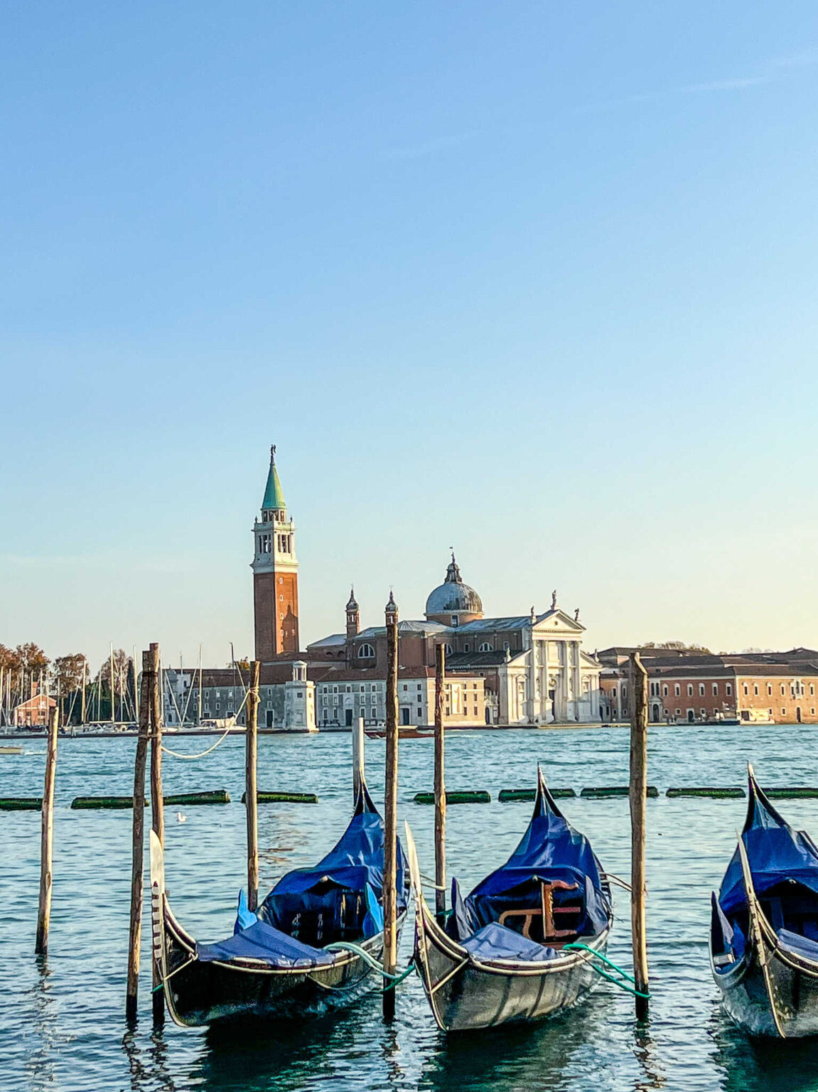 Are There Cars In Venice? Getting Around Without One — The Purposely Lost