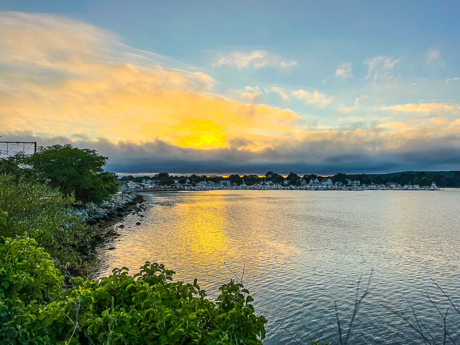The 13+ Best Beaches In New London, Connecticut — The Purposely Lost
